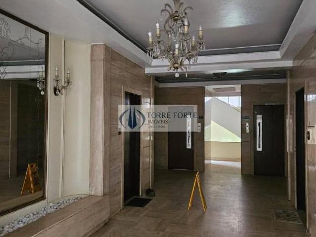 Amplo apartamento no tradicional bairro da Santa Cecília / Higienópolis