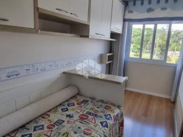Amplo apartamento no bairro Nossa Senhora de Lourdes, em Caxias do Sul