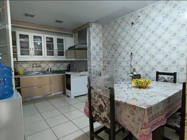 Amplo apartamento no beiro Floresta