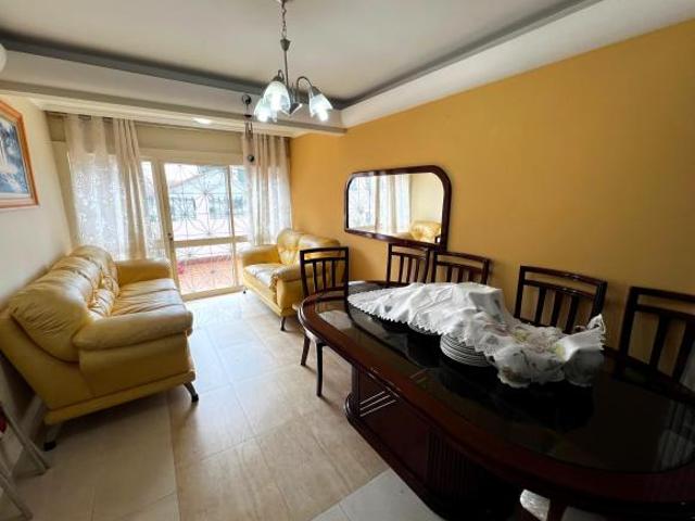 Amplo apartamento no Centro