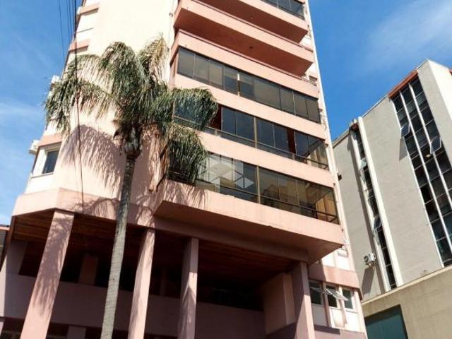 Amplo apartamento no centro de Bento Gonçalves!