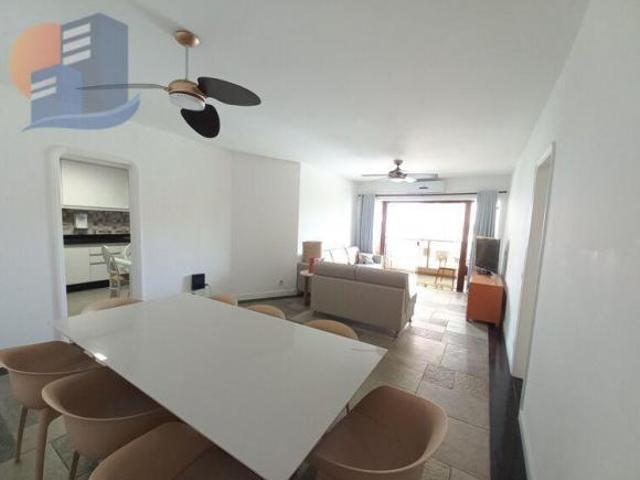 AMPLO APARTAMENTO, PRÉDIO C/ LAZER, APENAS 300m DA PRAIA!