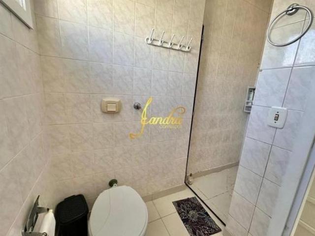 Amplo apartamento reformado de 1 dormitório