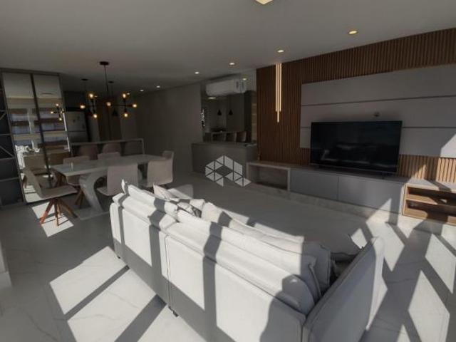 Amplo apartartamento mobiliado e decorado, 03 quartos, lavabo, no bairro Navegantes, em Capão da Can