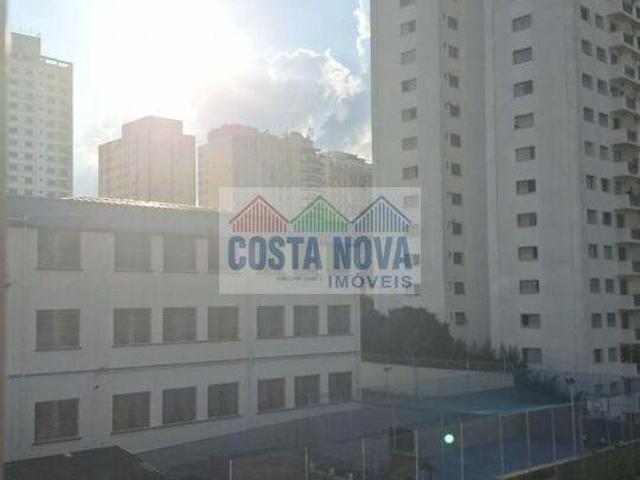 Amplo apê com suíte e vaga em Santana, perto do metrô e comércio local