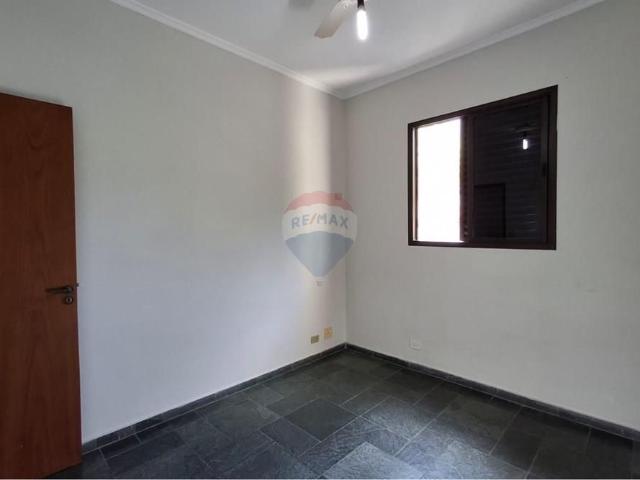 Amplo Apt. 3Q 1 suíte nas Astúrias