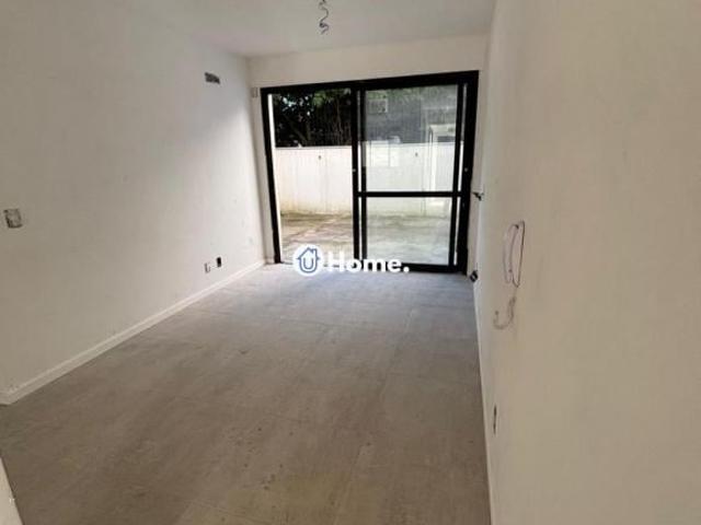 AMPLO APTO GARDEN CIDADE BAIXA 1 DORMITÓRIO 2 PÁTIOS