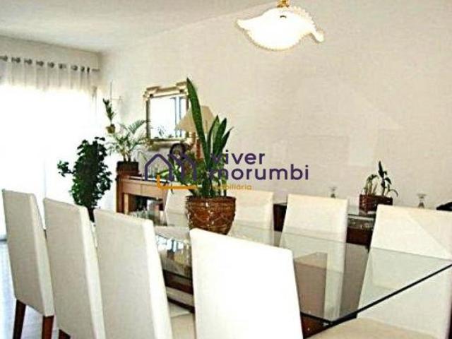 Amplo e confortável apartamento no Morumbi