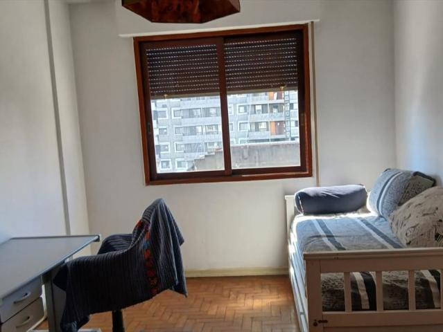 Amplo e luminoso quarto em Perdizes