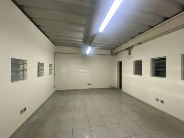 Amplo Galpão para Locação no Jardim Piazza Di Roma, em Sorocaba? Espaço Ideal para o Seu Negócio