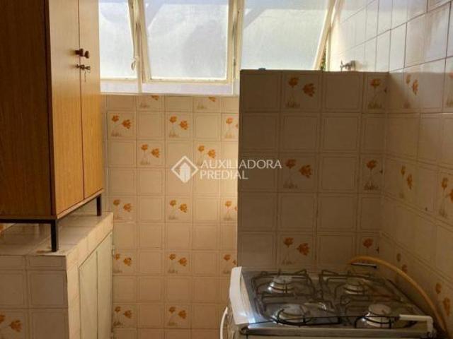 AMPLO JK MOBILIADO