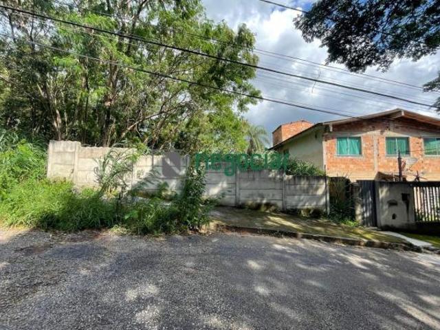 Amplo lote a venda no Arquipélago Verde