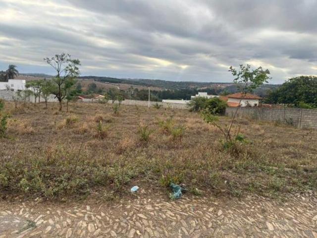 Amplo Lote com +1.000m² no Bouganville — Tranquilidade e Conforto em Matozinhos