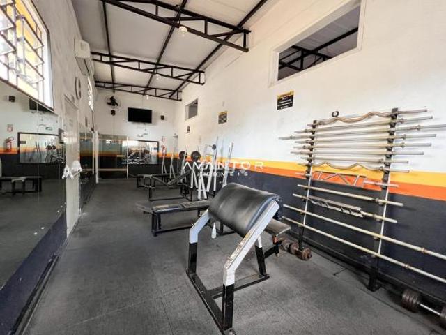 Amplo Ponto Comercial, 488m² de Área Privativa, Centro
