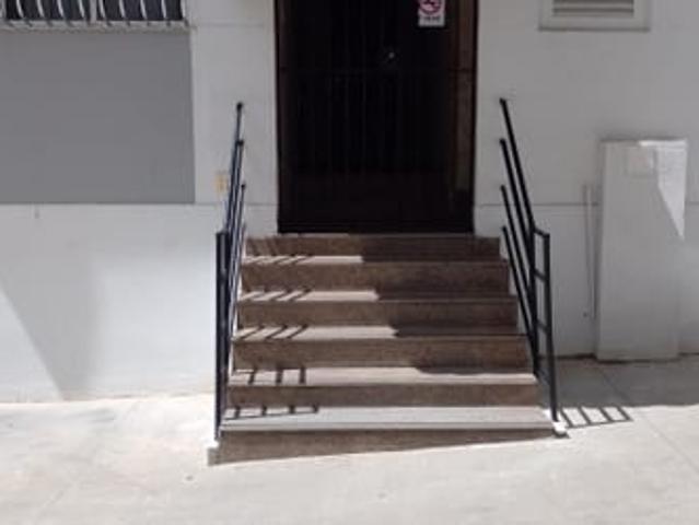 Amplo Quarto individual em ótimo apartamento