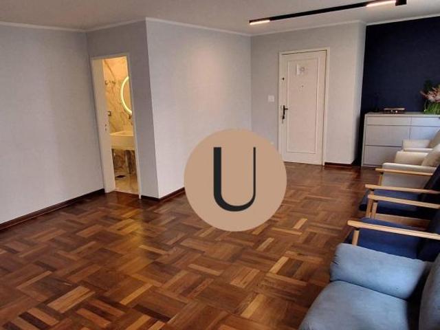 Amplo, reformado e em localização privilegiada na Vila Mariana