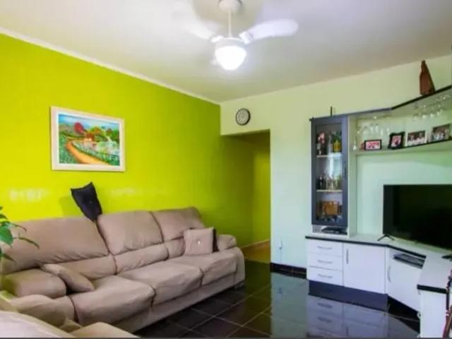 Amplo sobrado na Vila Floresta, em Santo André, com 198m² de área construída