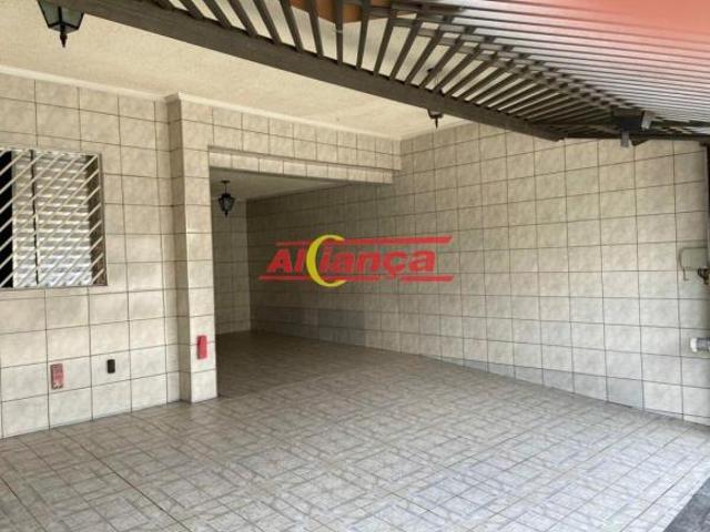 AMPLO SOBRADO À VENDA COM 2 CASAS CONJUGADAS