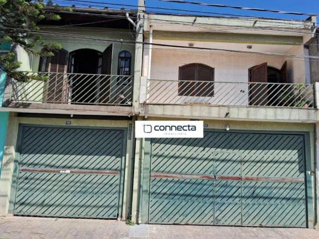 Amplo sobrado com hidromassagem e área gourmet, próximo ao Aeroporto de Guarulhos por R$ 430.000,00