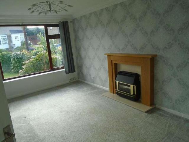 Amport Close, Brighouse, HD6