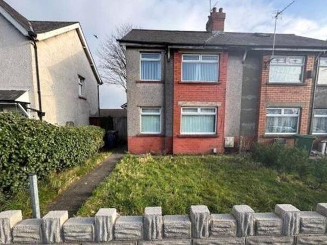 Amroth Road, Caerau, 3 Bedroom Semi detached