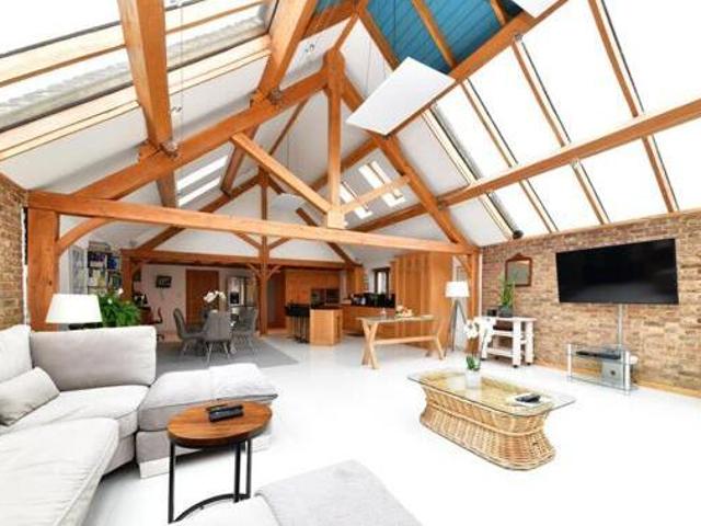 Amwell Lane, Stanstead Abbotts, 4 Bedroom Detached