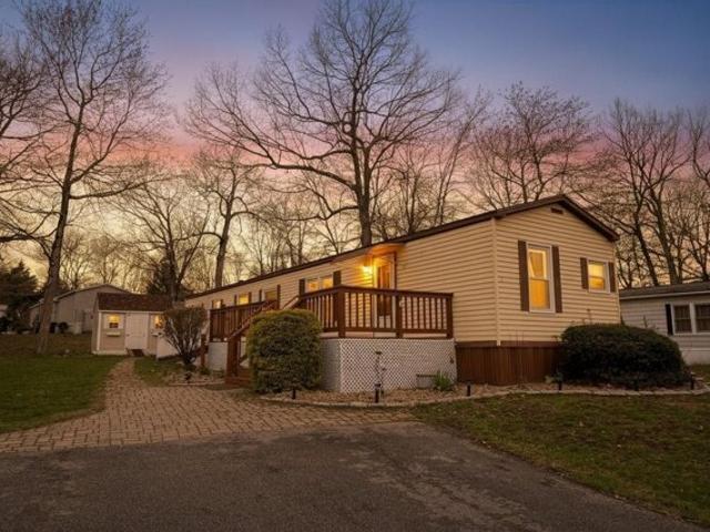 Amy Ln, Hampstead, Property For Sale