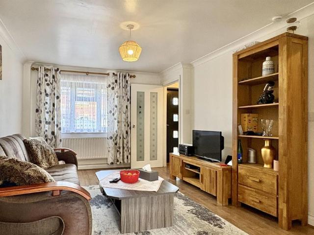 Amy Warne Close, London, Beckton E6, 3 bed property to rent, £2,300 pcm | PrimeLocation
