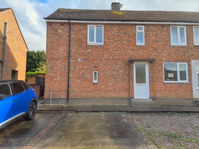 Amyson Road, Leicester LE5, 3 bed semi detached house to rent, £1,450 pcm | PrimeLocation