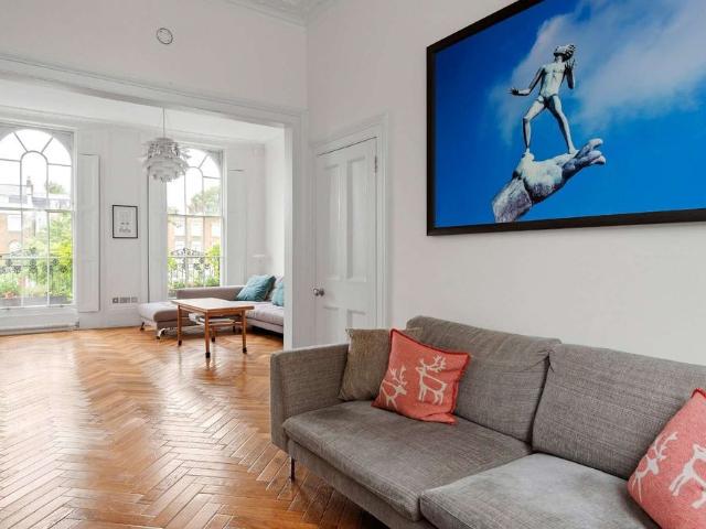 An attractive, five storey Victorian home overlooking this picturesque Islington garden square
