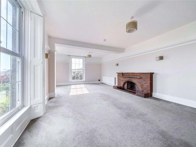 An elegant period family home set in a peaceful rural Hoo setting