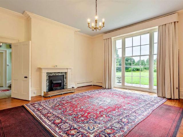 An elegant two bedroom residence set in beautiful grounds in the popular village of Harlton
