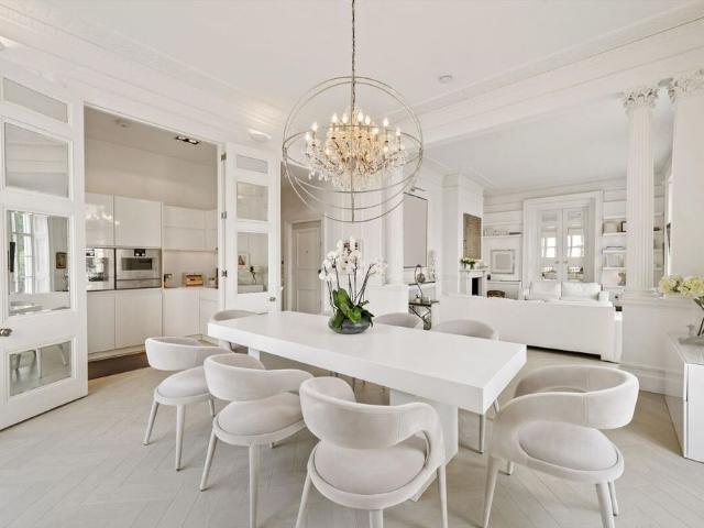 An exceptional two bedroom apartment to rent in the heart of Belgravia, SW1