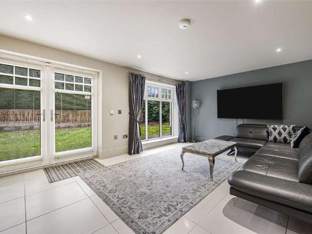 An exceptional gated residence extending to approximately 6,500 sq ft, set on one of Bramhall’s most prestigious addresses