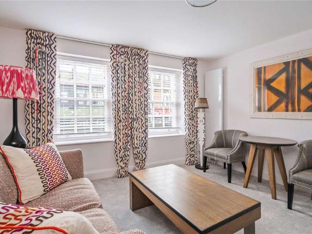 An exceptionally well presented one bedroom flat