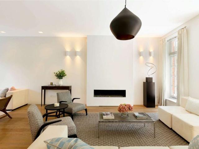 An Immaculately refurbished family house in the heart of Chelsea