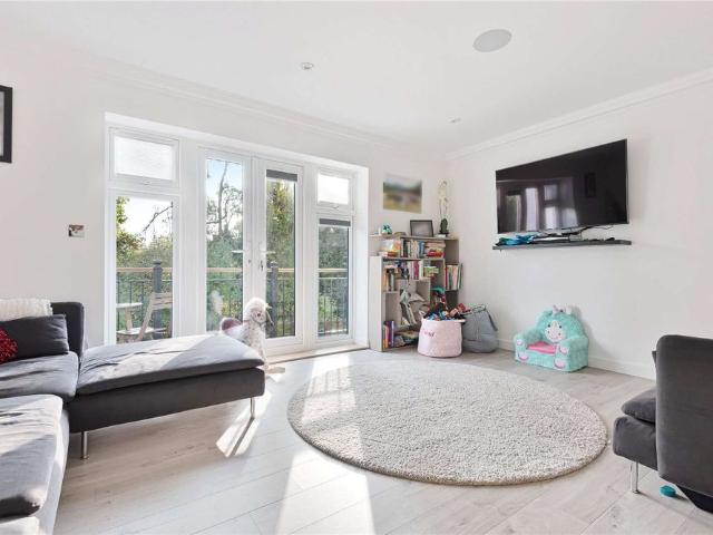 An impressive family home in the popular Ryewood development