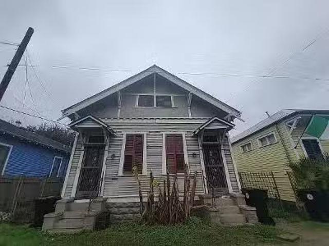 Annunciation St