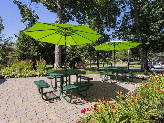 Ann Arbor Woods 2 Bedroom Apartment for Rent at 2167 Medford Road, Ann Arbor, MI 48104