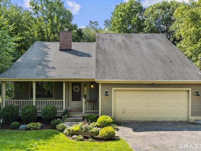 Anna Dr, Oxford, Home For Sale