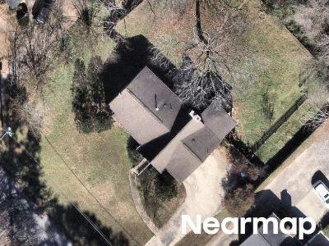 Annanadale Ln