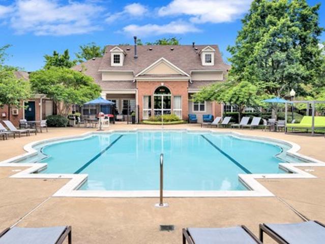 Annapolis Bay 1 Bedroom, 1 Bathroom 813 SF 11B