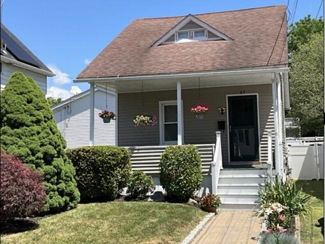 Annawon Ave, West Haven, Home For Sale