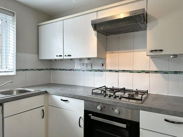 Anne Greenwood Close, Oxford, Oxfordshire OX4, 2 bed semi detached house to rent, £1,750 pcm | PrimeLocation