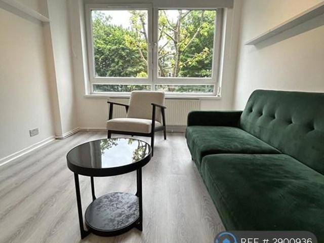 Anne Kerr Court, London, SW15 2 bed flat to rent £2,290 pcm £528 pw