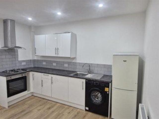 Annesley Grove, Nottingham, Pseudo England Ua/md/Lb NG1, 3 bed shared accommodation to rent, £628 pppm | PrimeLocation