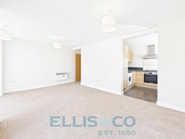 Annison Street, TN9, Kent