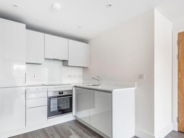 Anniversary Avenue West, Trinity House North, 1 Bedroom Apartment