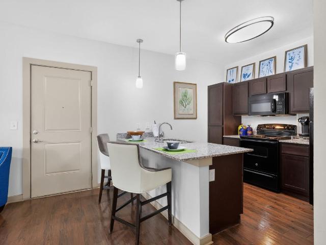 Anatole On MacArthur 2 Bedroom Apartment for Rent at 5924 Sw 12th St, Oklahoma City, OK 73128