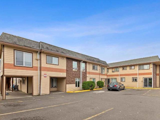 Anchor Apts 2 Bedroom Apartment for Rent at 16000 Se Alder St, Portland, OR 97233 Centennial